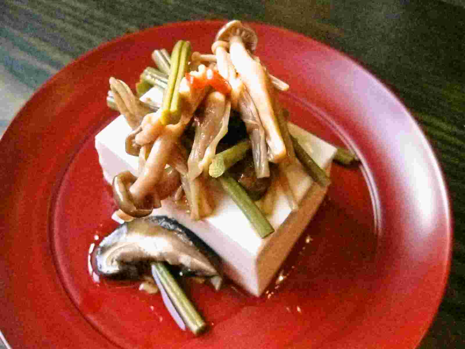 Recipes for Tom: Warabi to kinoko no amakara shoyuzuke / bracken and ...