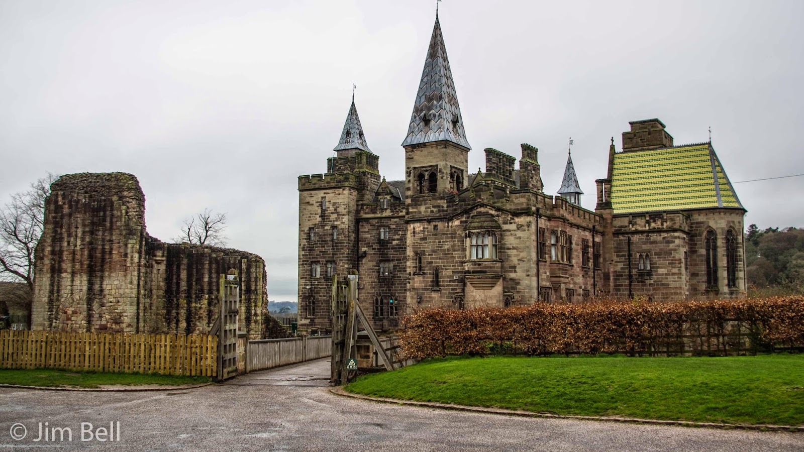 Out & About: Alton Castle and the Lock Up