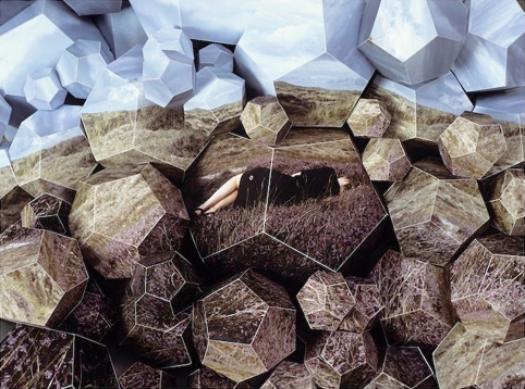 The Delights of Seeing: A Photograph as a 3 Dimensional Object