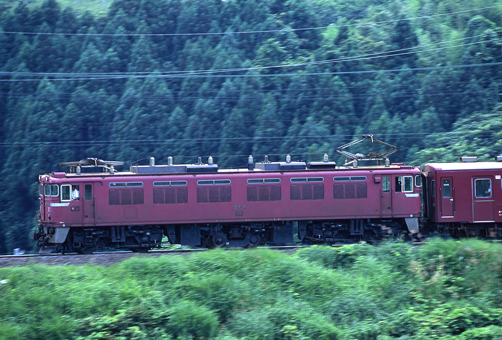 鉄道写真、こぴっと撮ってます！: 板谷峠とED78。