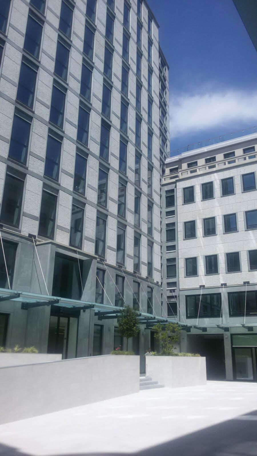 Eco-Sostenibilità: Workplace of the future. EY apre a Milano gli uffici ...