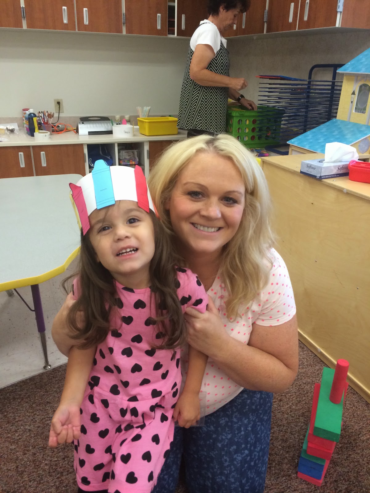 Miss Nicole's Preschool: First Week of Preschool Ideas