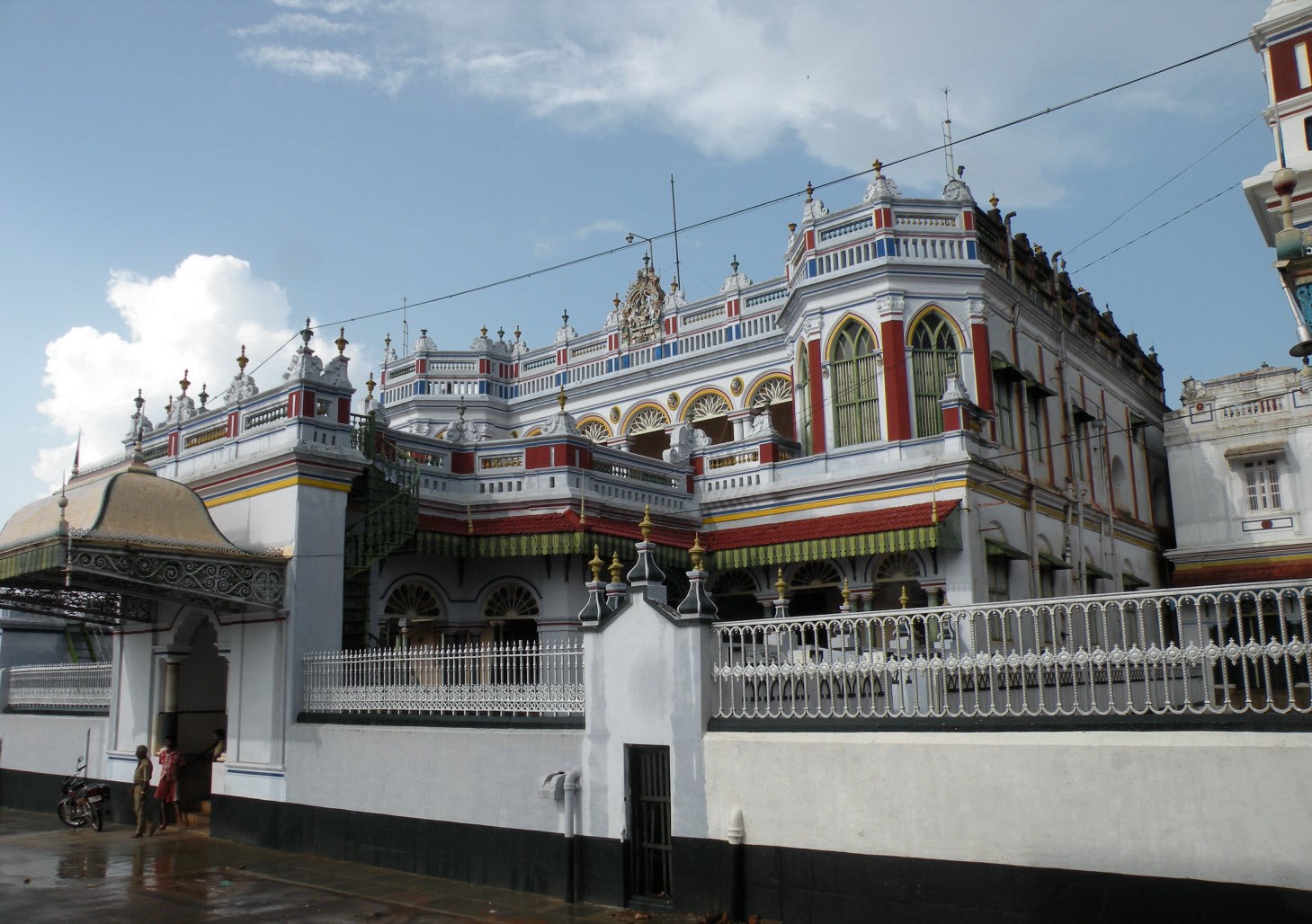 Tamilnadu Tourism: Chettiar Palace, Kanadukathan, Sivaganga