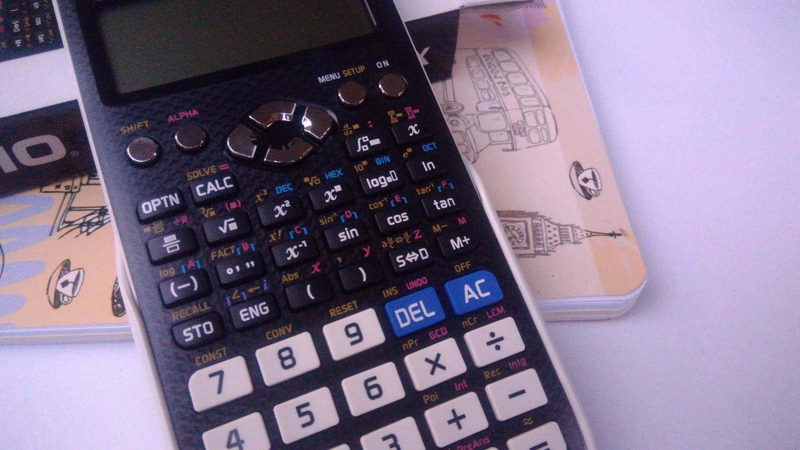 Casio fx-580VN X - Đánh Giá Máy Tính phiên Bản X