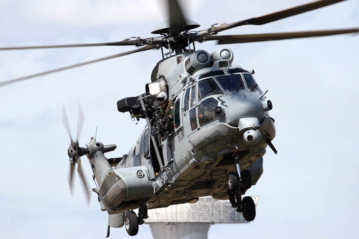 nhungdoicanh: Eurocopter EC-725 Super Cougar / Caracal