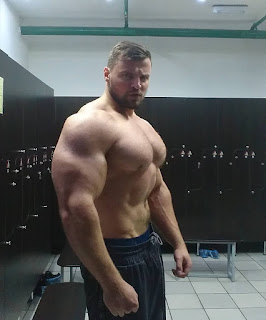 MUSCLE WORSHIP COM: Pavel Fedorov Russian Bodybuilder
