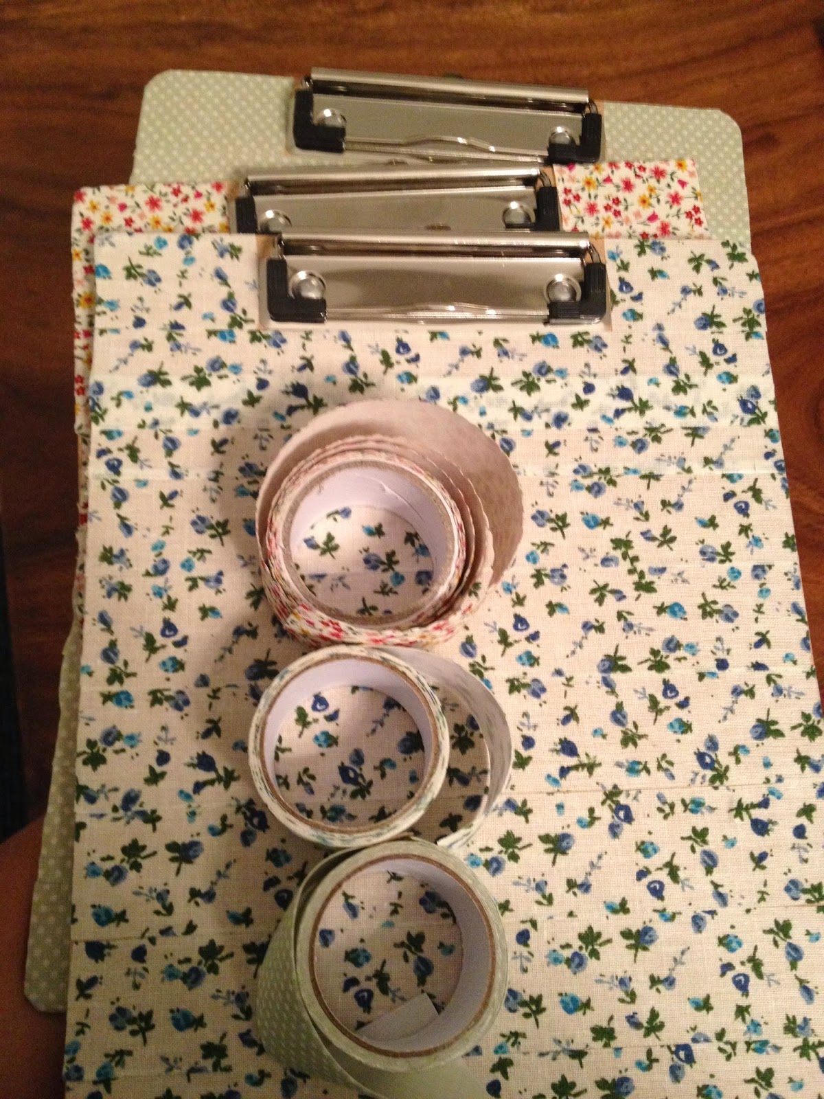 Teen DIY: Decorated Clipboards