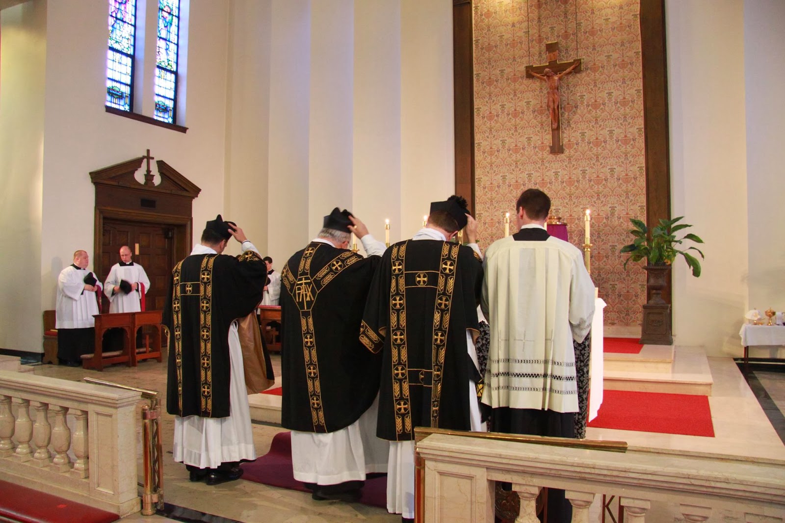 New Liturgical Movement: Requiem High Mass with the DC Oratorians