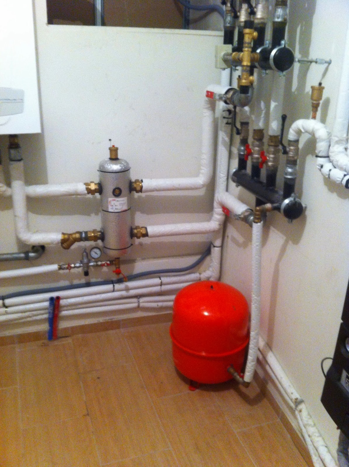 Λεβητας αεριου 55kw σε οικια 340 τετραγωνικων μετρων