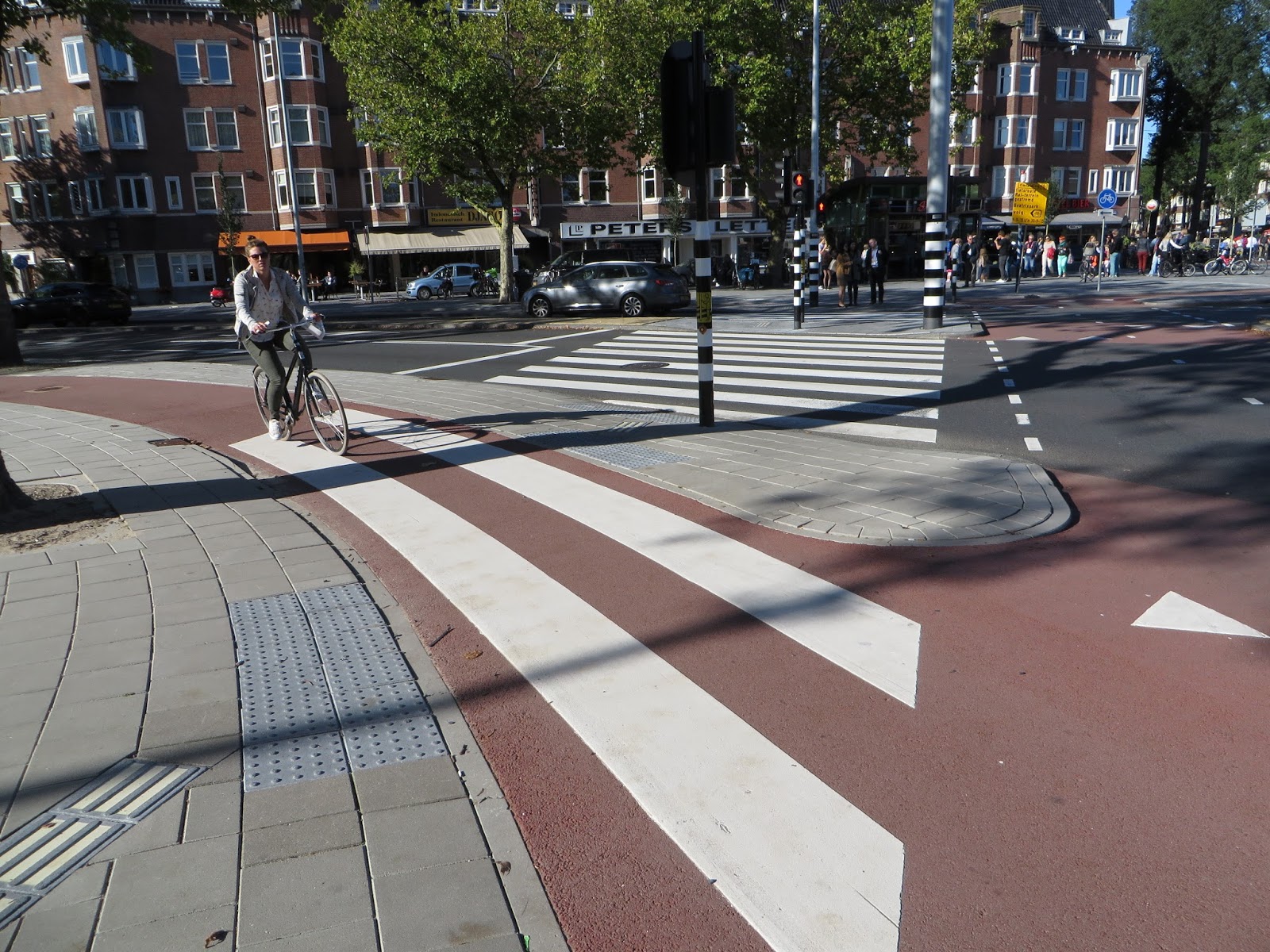 Hackney cyclist: Converting roundabouts into crossroads