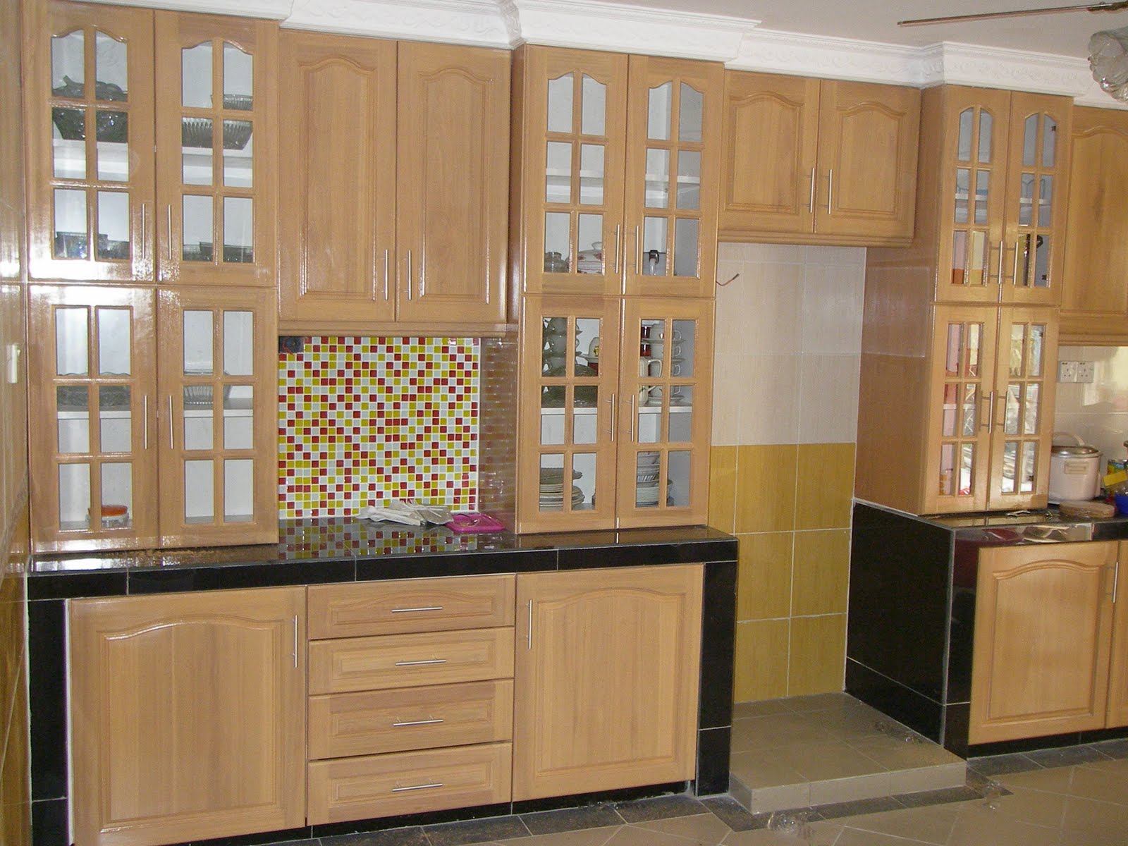 SIELLZA furniture: Kabinet Kayu Nyatoh