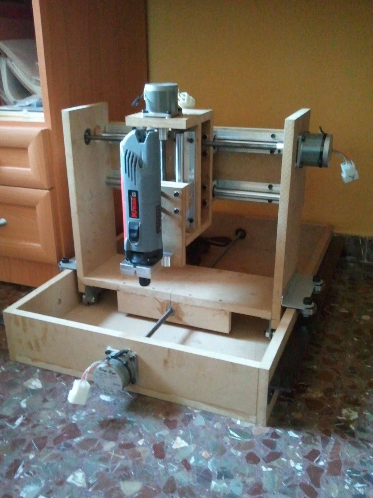 Fresadora CNC casera: Parte mecánica