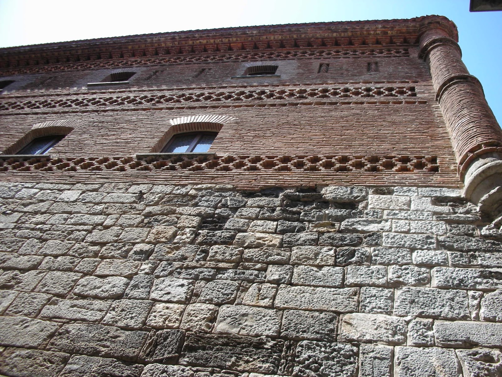 Splash of Yellow: The inspiring life story of St. Ignatius of Loyola