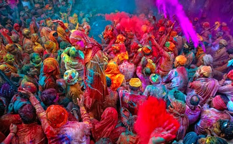 INDIA: The colors of India