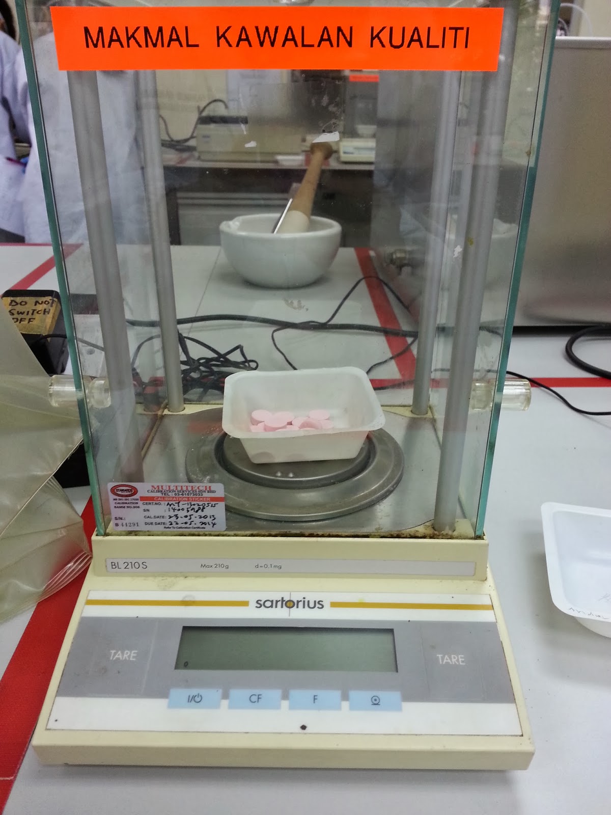 Laboratory Technology Pharmaceutical Report GROUP 4B: TABLET AND ...