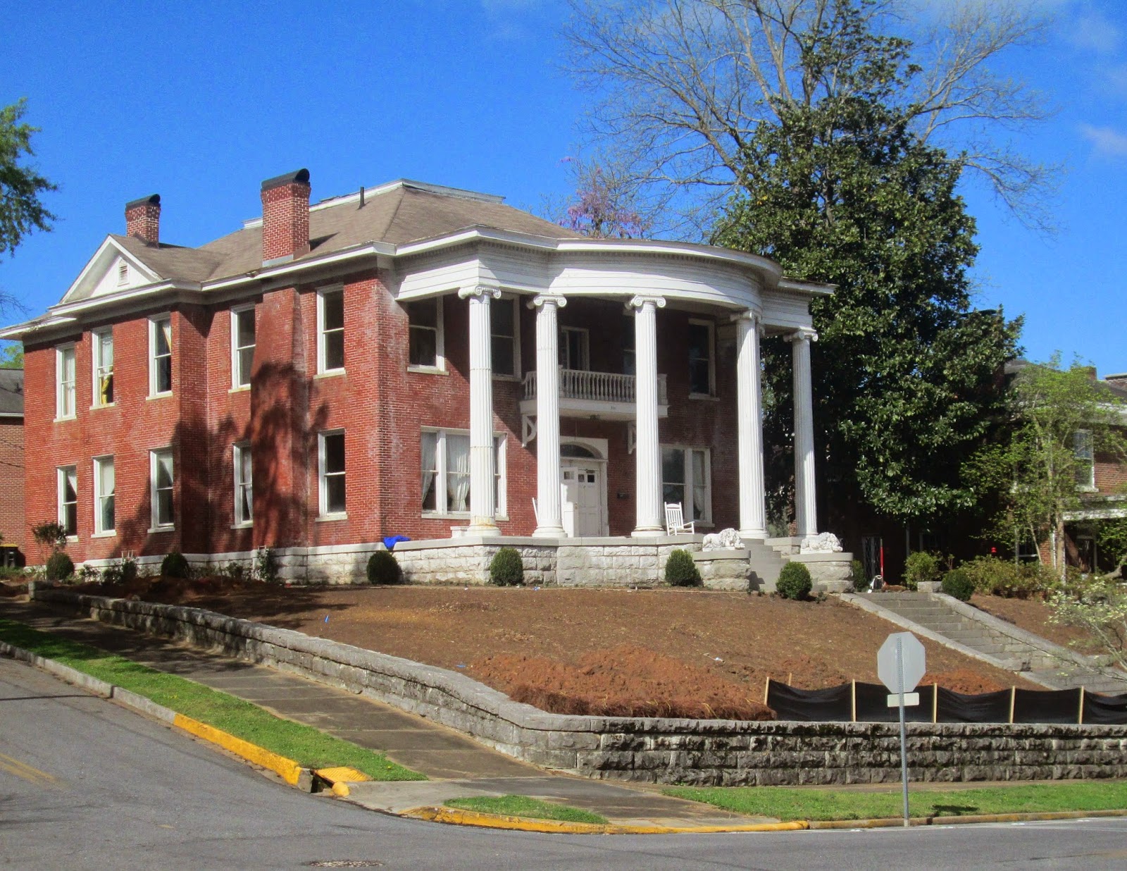 Hiking with Lipstick: The Perfect Urban Hike: Rome, Georgia