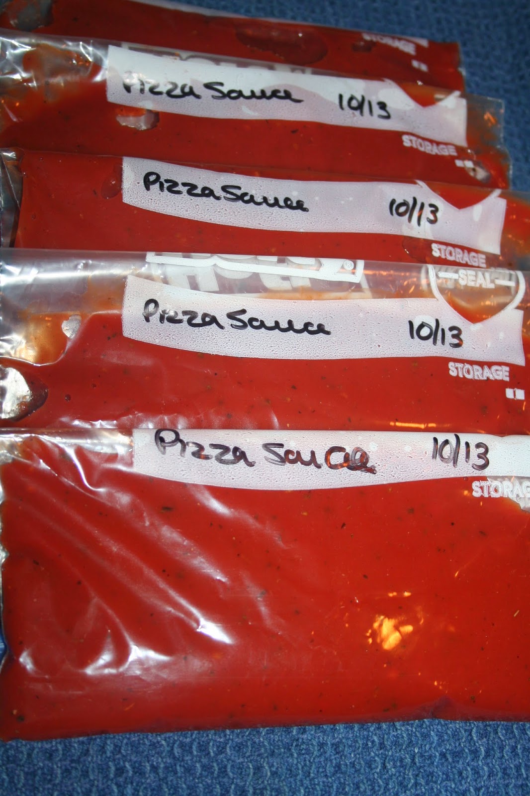 NOVA Frugal Family: Easy Take Out Style Pizza Sauce