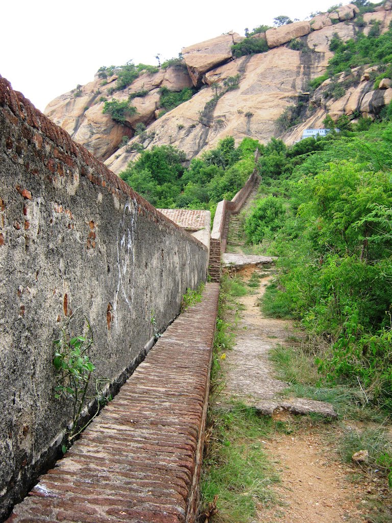 Tamilnadu Tourism: Sankagiri Fort, Salem