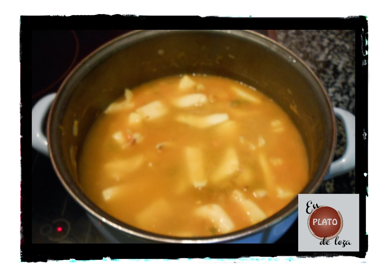 En plato de loza: Patatas con choco