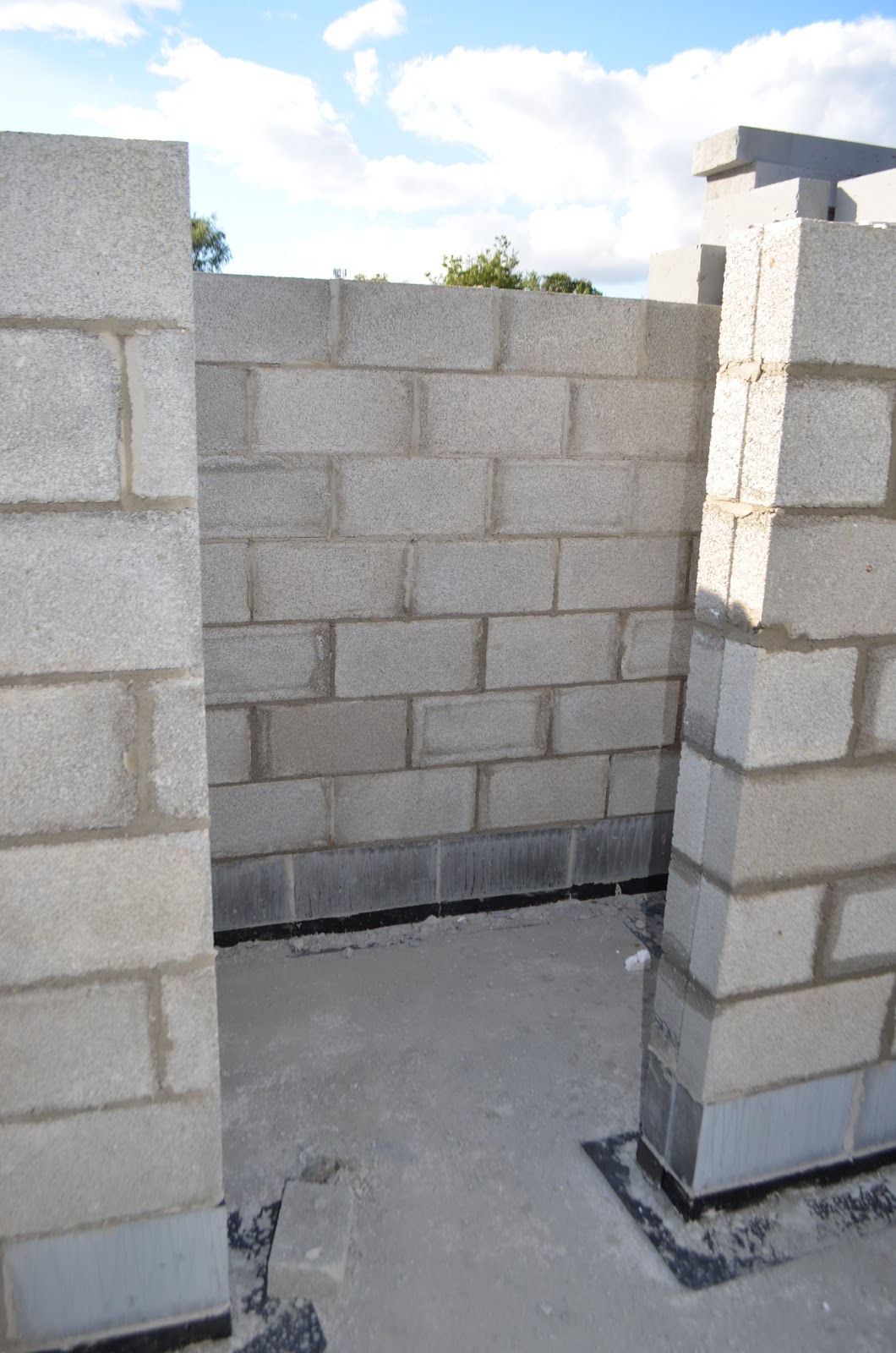 sustainable garden: waxwings internal blockwork