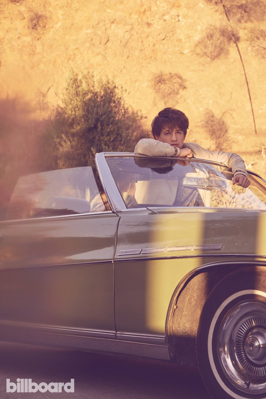 Charlie Puth para Billboard Magazine - Akío Magazine