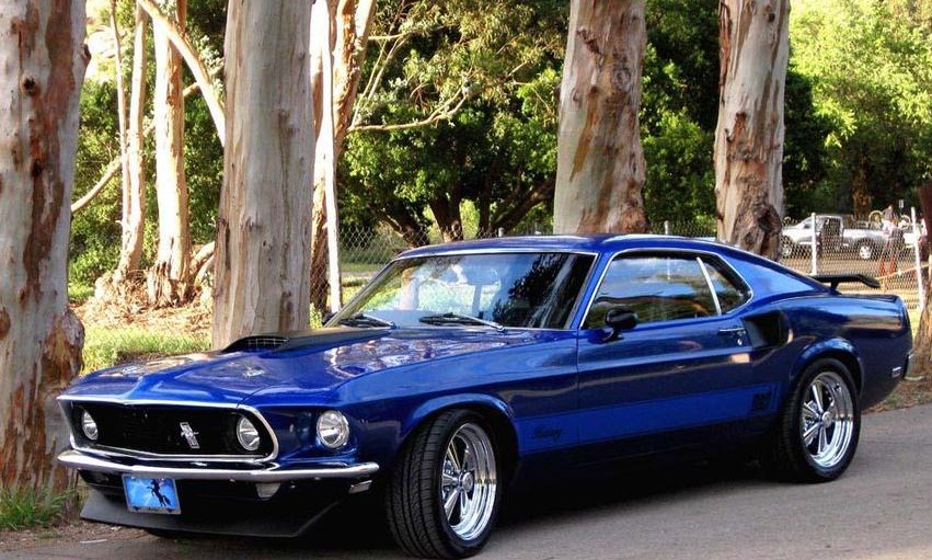 MUSCLE CAR COLLECTION : The blue color to inspire the color of your ...