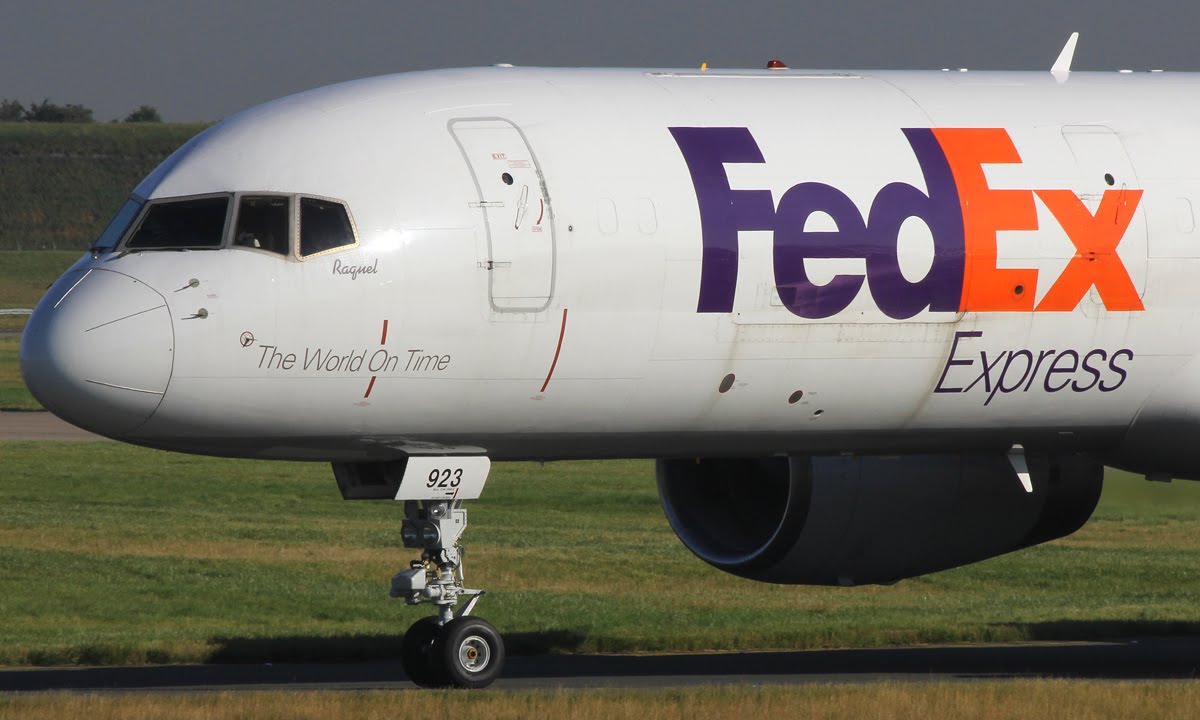 Birmingham Airport Photo Blog: Friday 10 August 2012 - FedEx Boeing ...