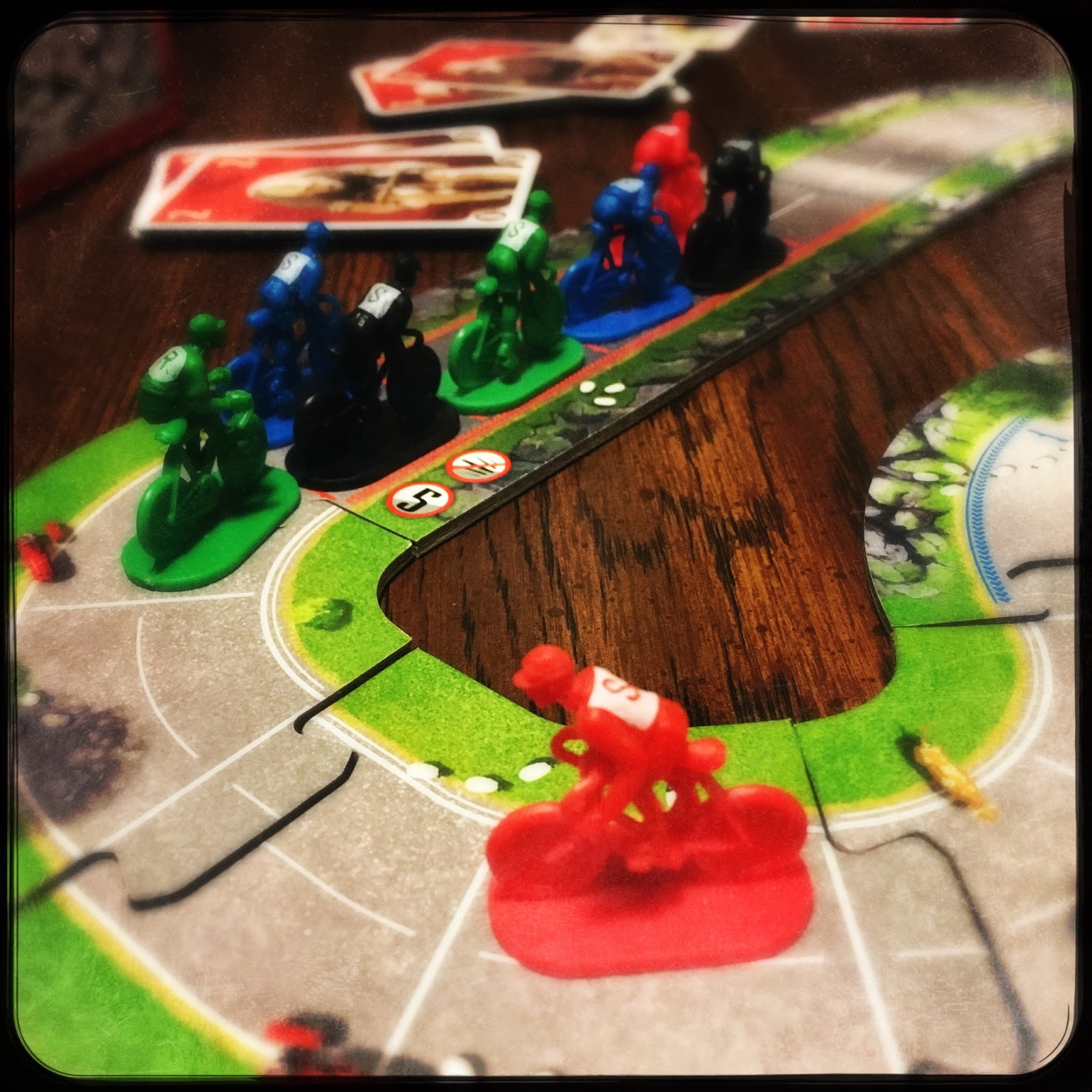aka pastor guy: Flamme Rouge & Peloton (Board Game Review)