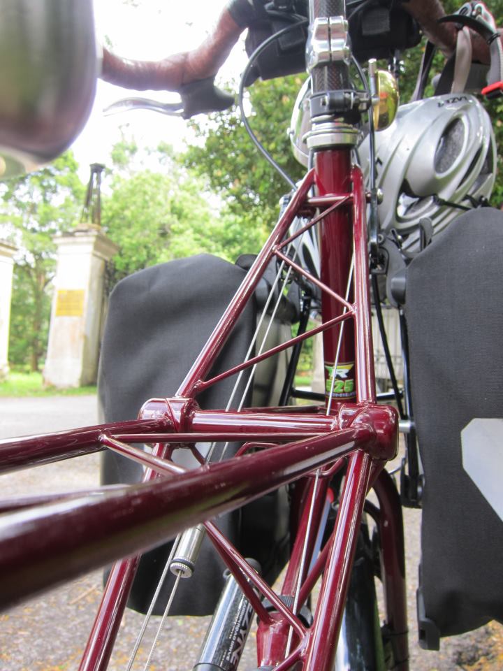 smallwheelsbigsmile: Moulton TSR front rack