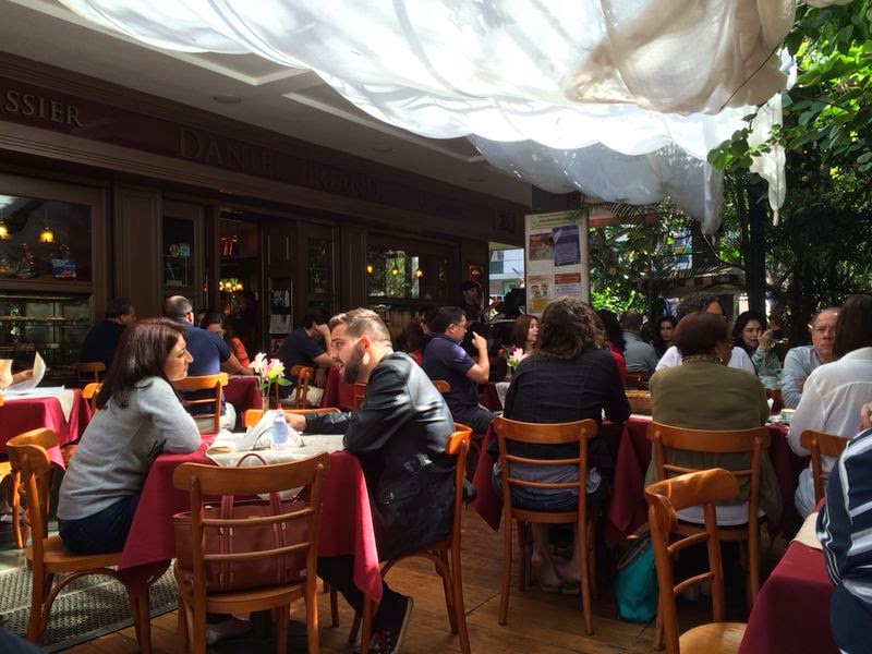 Viagens do Bal: As delícias de Daniel Briand - por Elisa Alencar