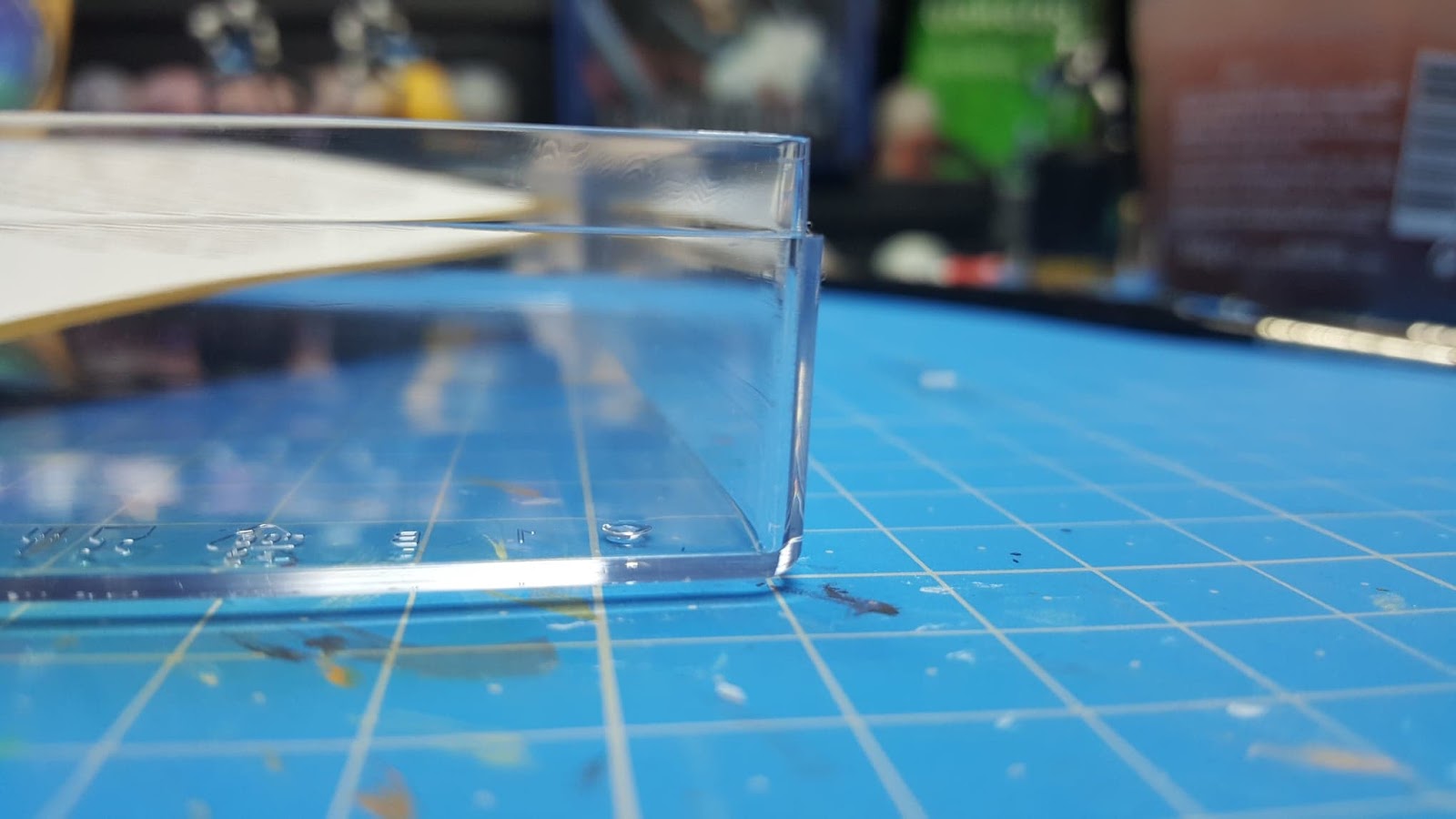 Tutorial - A 15$ Wet Palette / Une palette humide à 15€ ~ Chestnut Ink