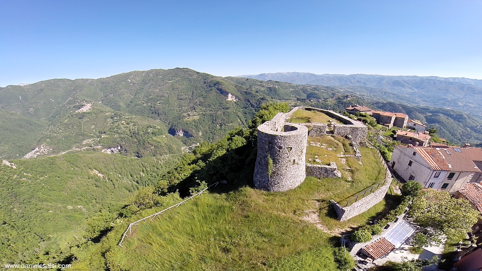 Daniele Saisi Blog: La Rocca di Trassilico