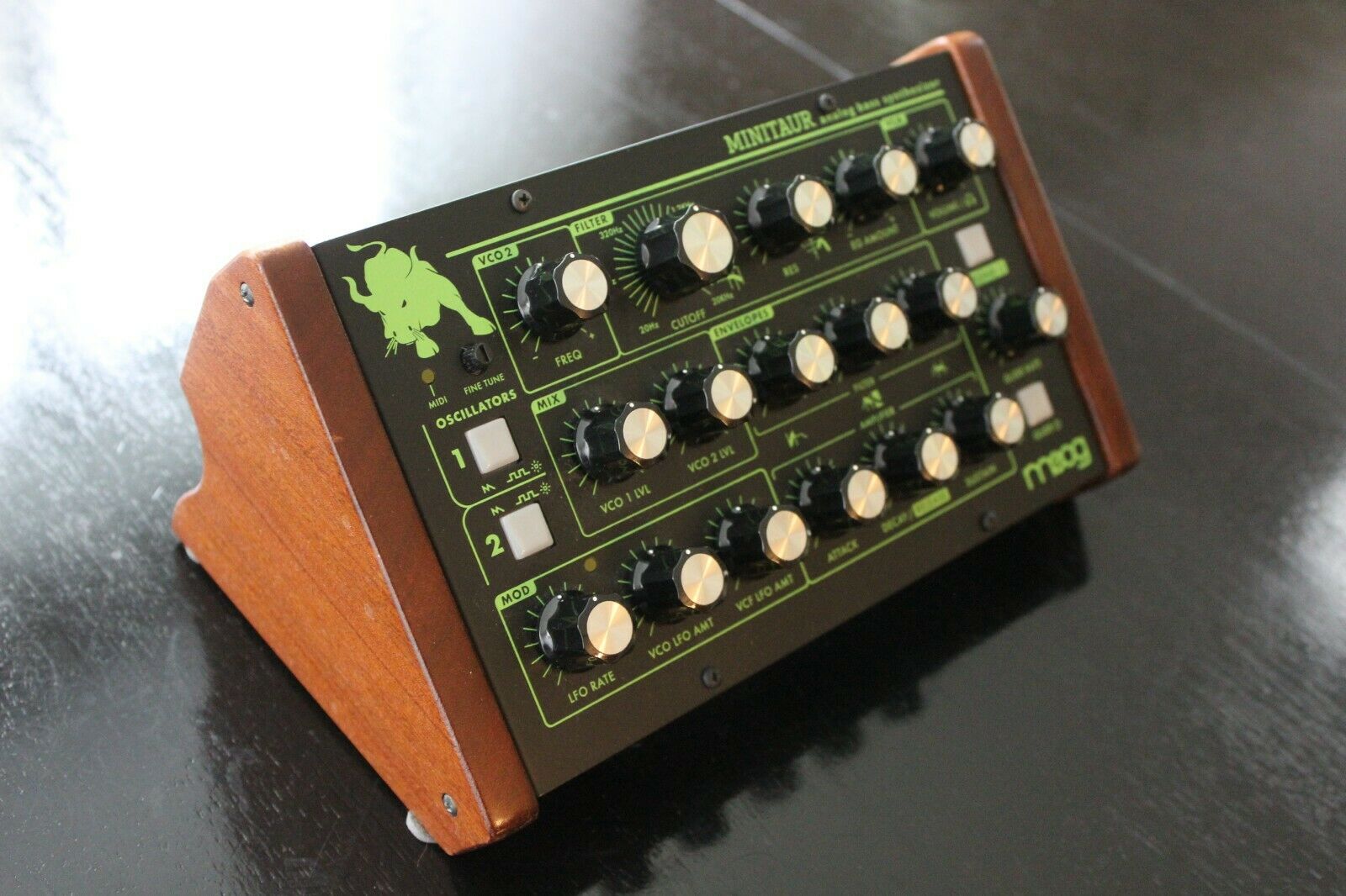 MATRIXSYNTH: Moog Minitaur Limited Edition Toxic Green Analog Bass ...