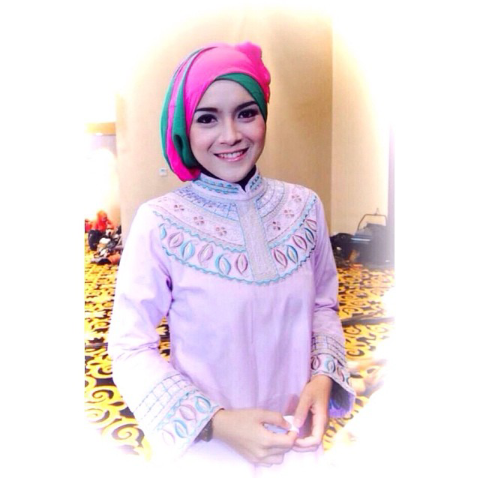 Biodata Dan Koleksi Foto Cantik Sarah Shafitri