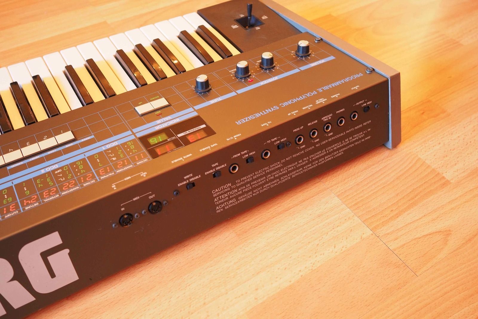 MATRIXSYNTH: Korg Poly-61M Analogue Synth w/ MIDI SN 001989