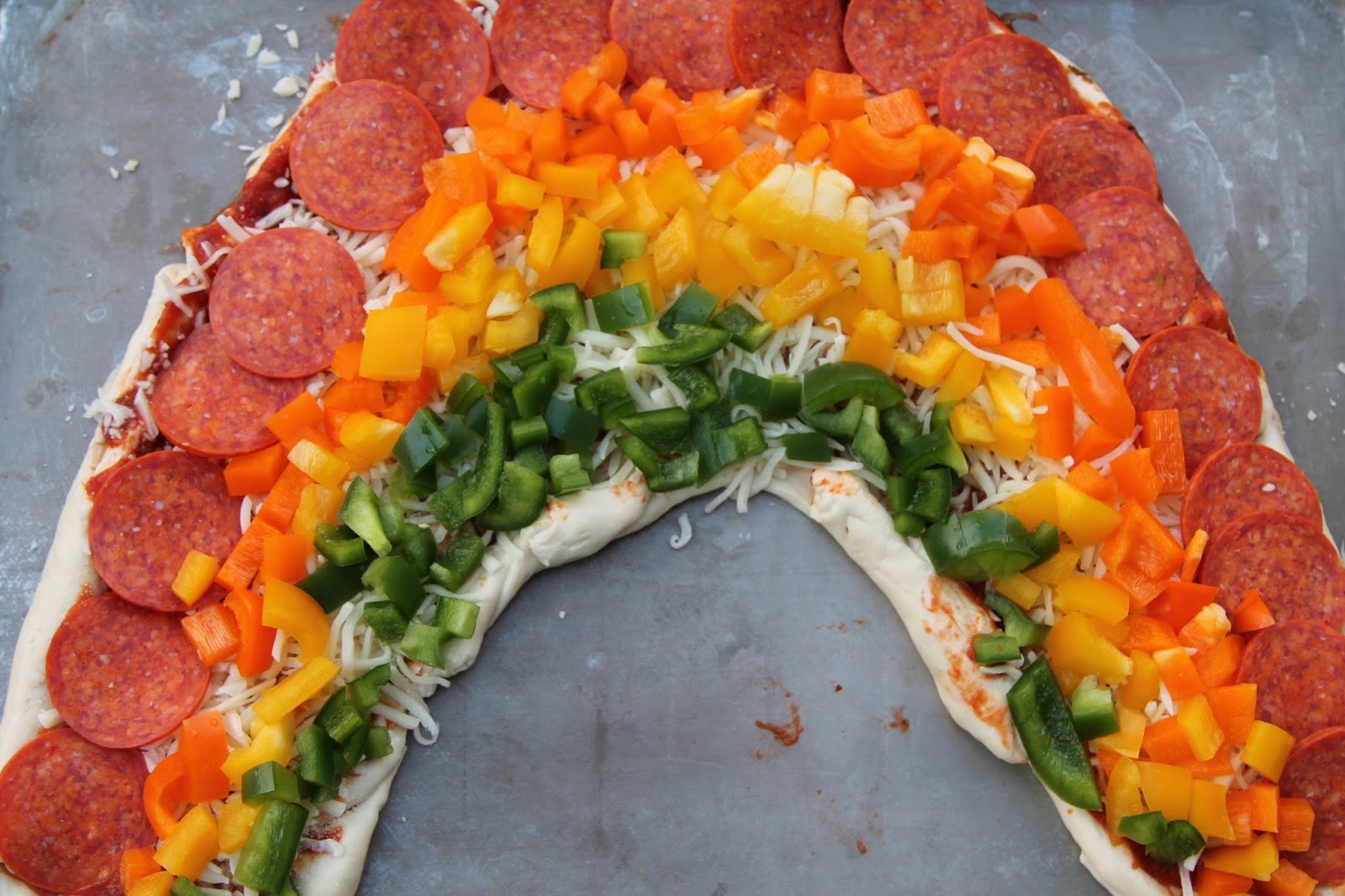 Make Your Own Rainbow Pizza Dinner - The Chirping Moms