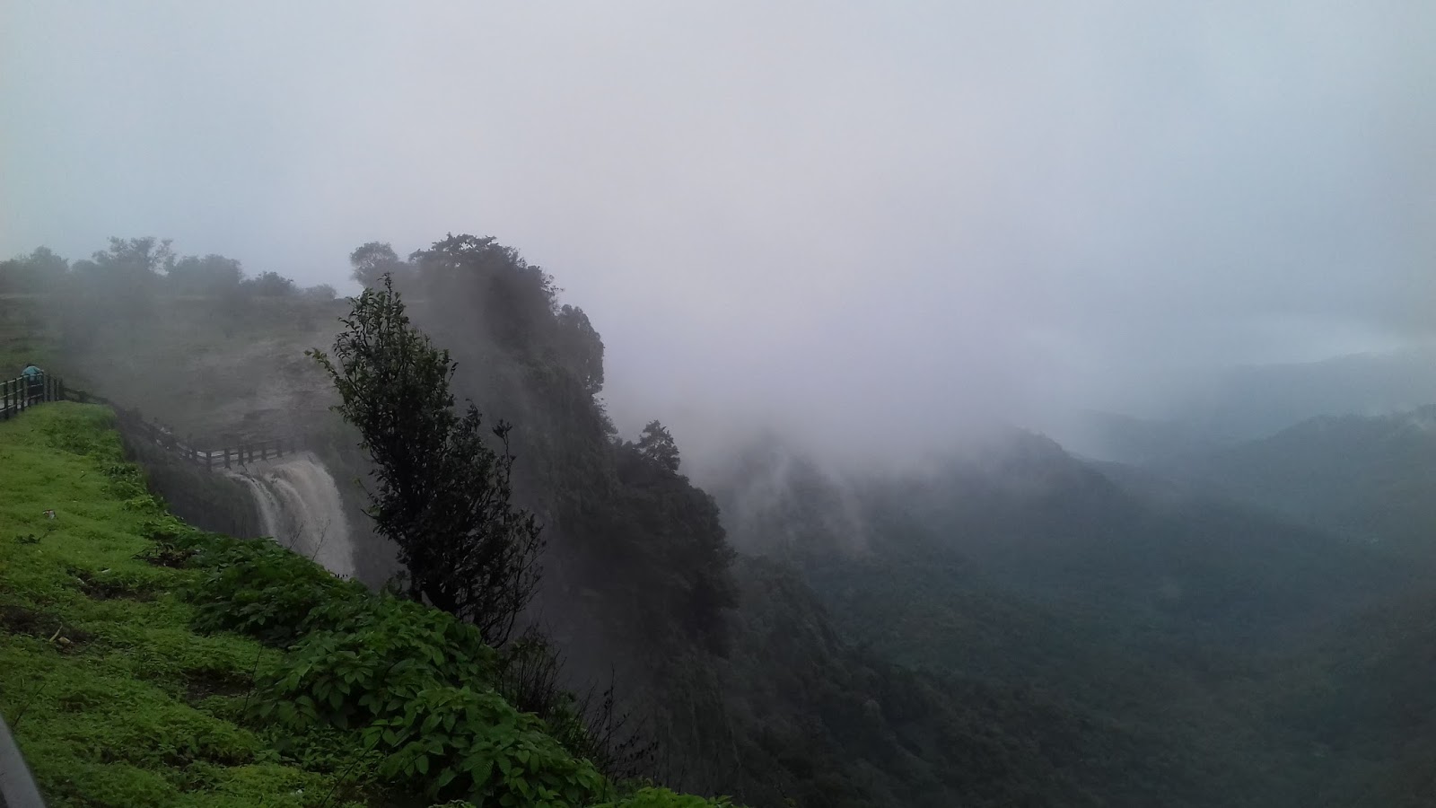 Kavlesad Point, Amboli - A malvani land of beautiful valleys ...