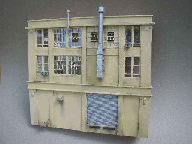 Tom Yorke Custom Model Building: Custom Modelbuilding