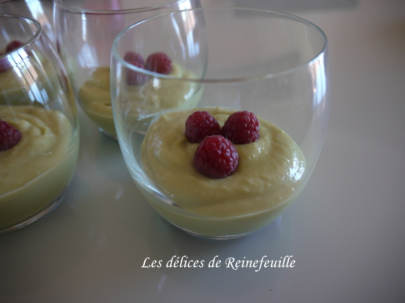 Crème dessert avocat-framboises