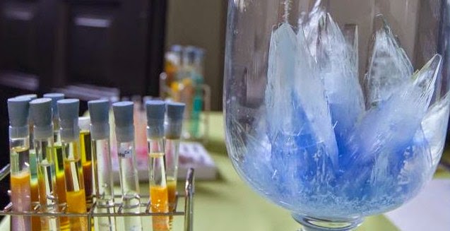 Diario AZprensa: ¿Para qué sirve la cristalografía?