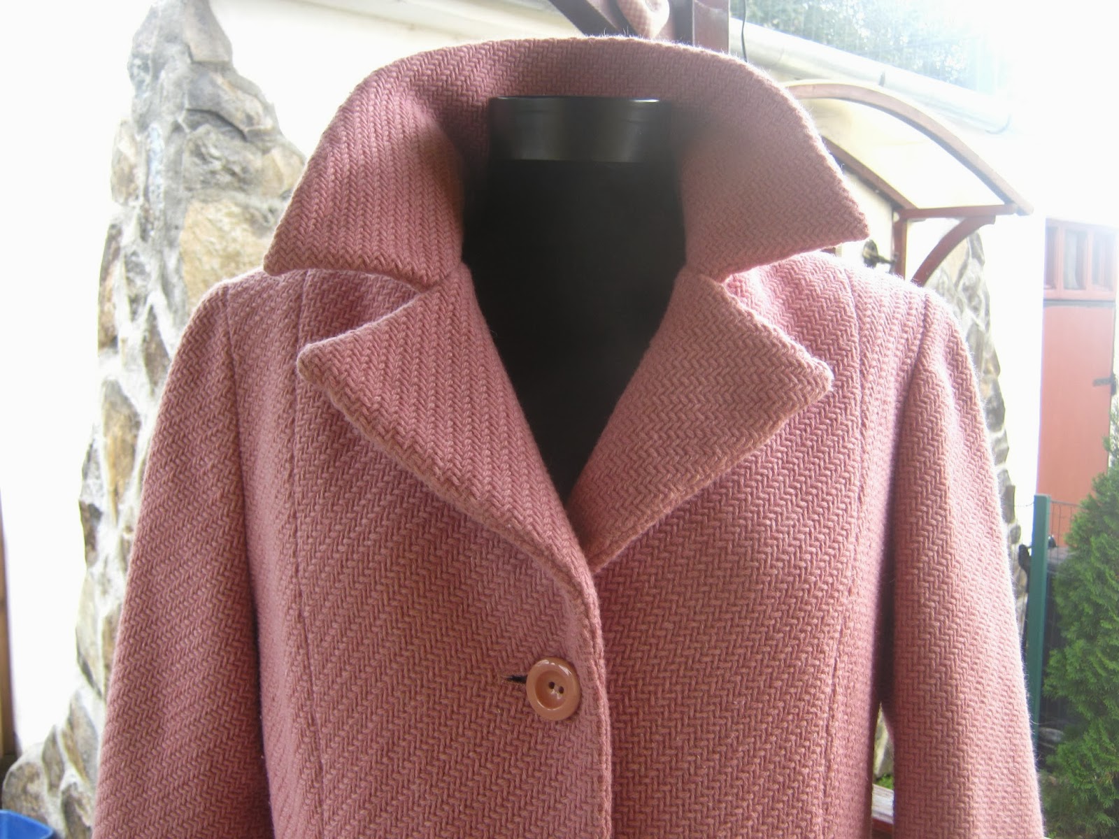 Vintageinharmony - hainele vintage spun povesti...: EXPEDIAT -Palton ...