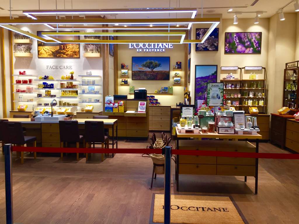 Hanis Zalikha officiated the opening of the new L'OCCITANE boutique in KL SOGO ~ Dari Jari Jari ...
