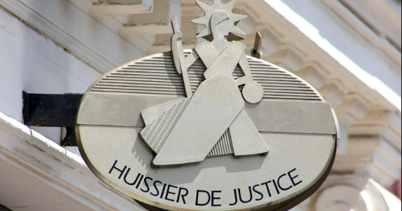 Qu’est-ce qu’un huissier de justice ? | Cours de droit