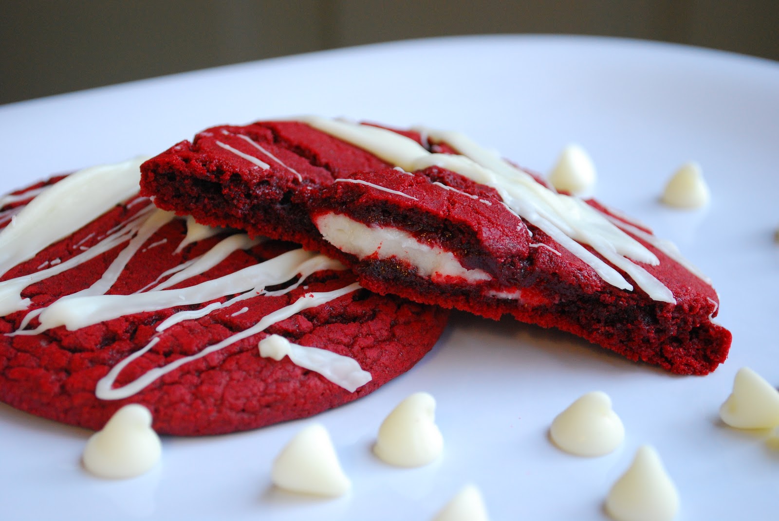 Lexi's Treats: Red Velvet Cream Cheese Cookies