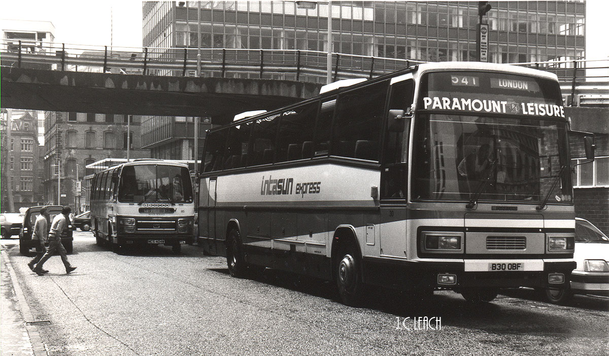Busworld Photography: PMT Paramount Leisure Tiger in Manchester