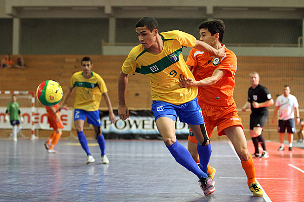 Soccer Dribbling Drills: Soceer Dribbling Drills For Beginners