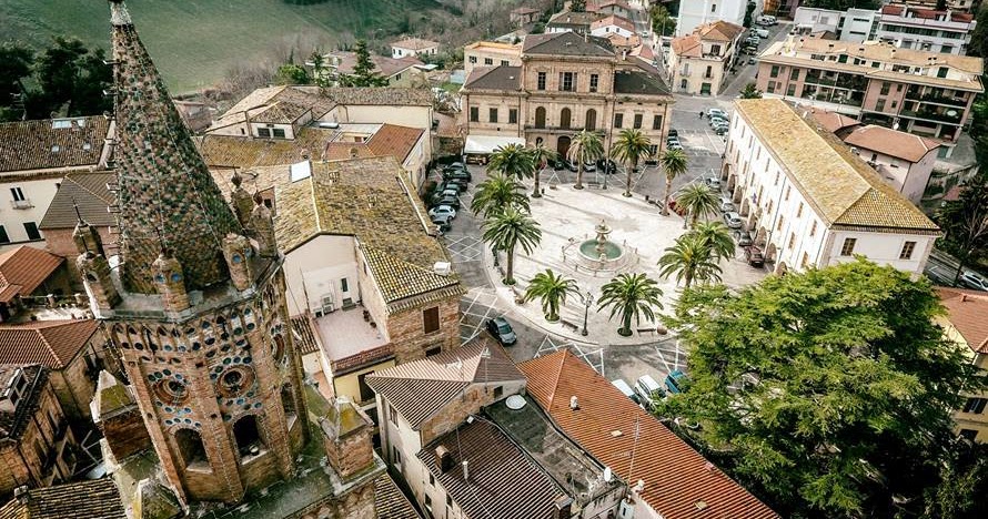 Corropoli. Come vivevamo: LA TORRE DE CURRUPIE