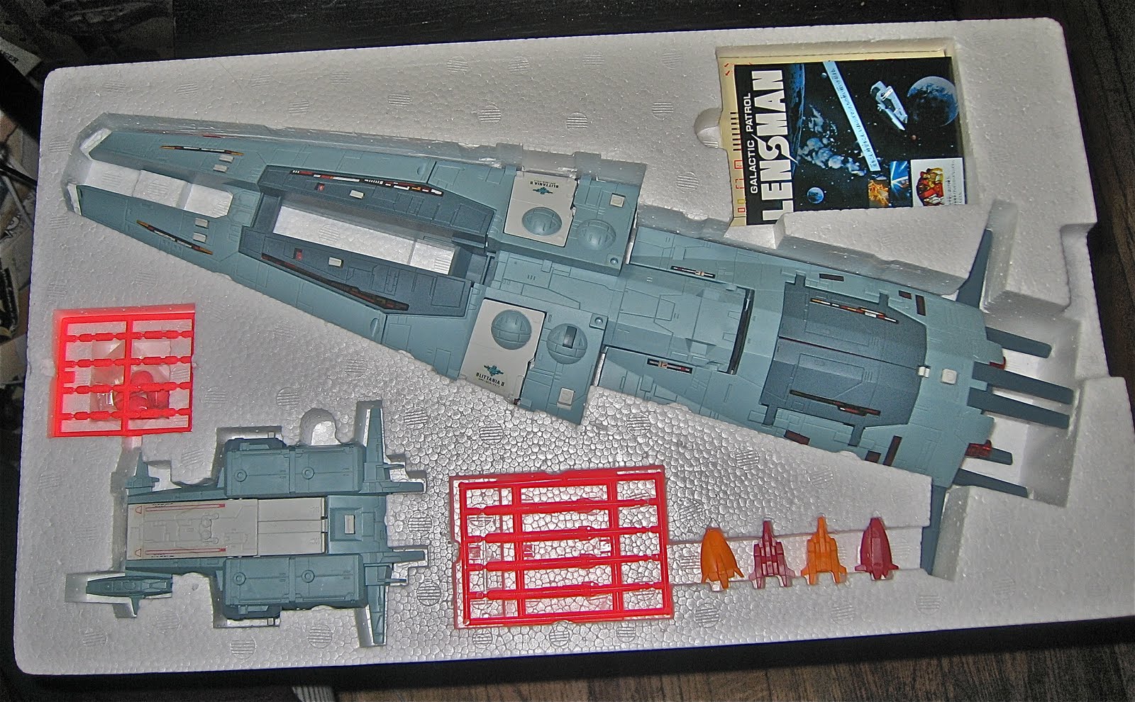 The Vault of Buncheness: LATEST GEEKY TOY ACQUISITION: THE BRITANNIA II ...