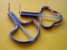 INSTRUMENTOS VASCOS ~ DANTZ-ANGO