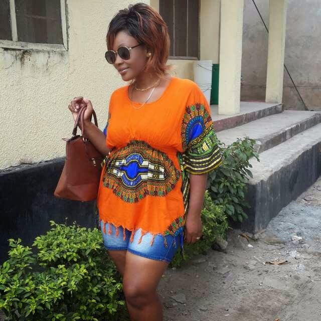 SWP: Celebrities Fashions: Shamsa Ford In Dashik And Sexy Denim Short.